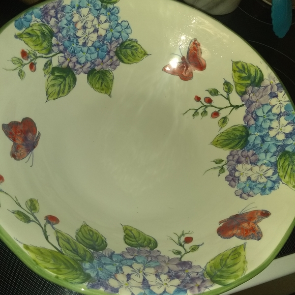 hydrangea | Dining | Beautiful Serving Platter | Poshmark